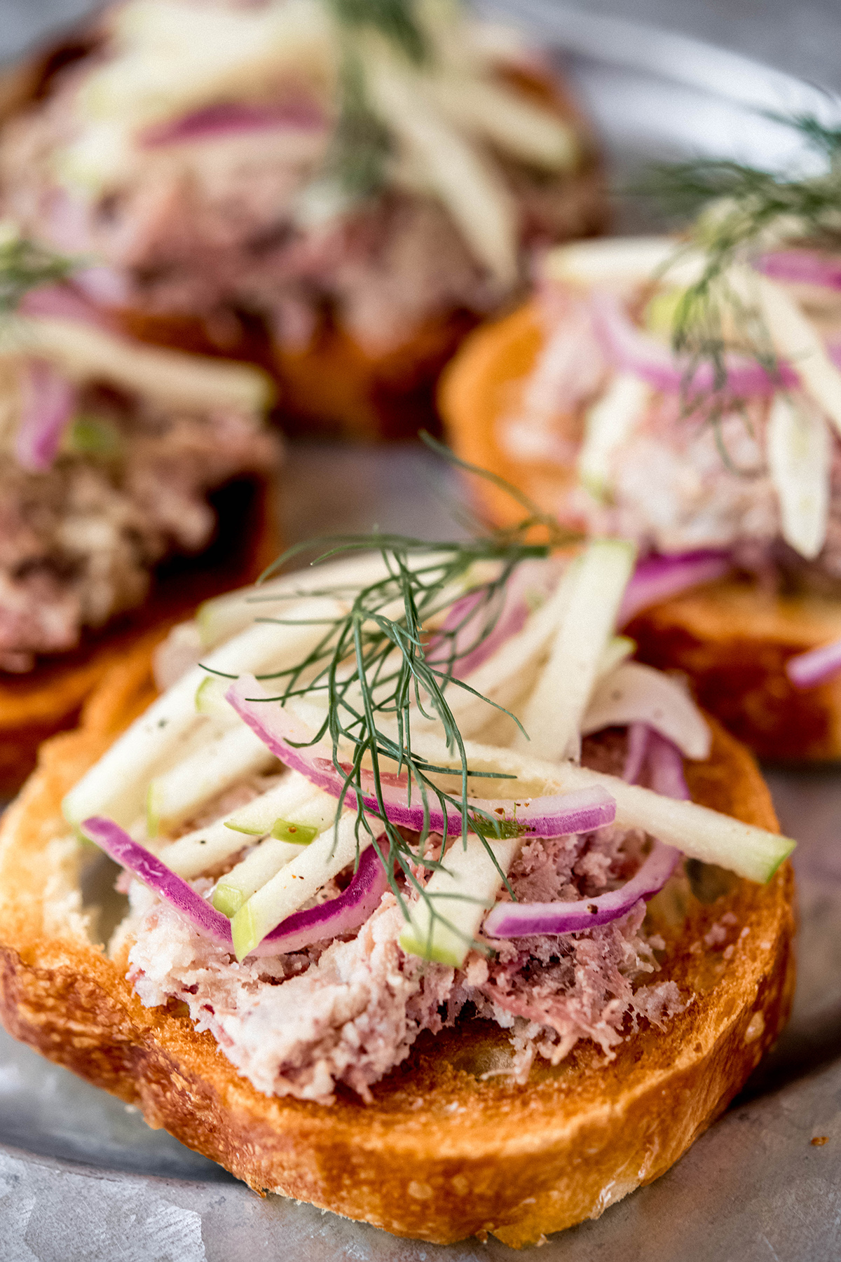 10 Best Snacks for Ski Days - Be Wild Eats
